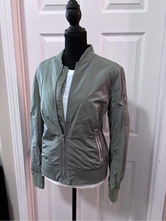 Levi's | Jackets & Coats | Levis Womens Sage Green Bomber Jacket | Poshmark